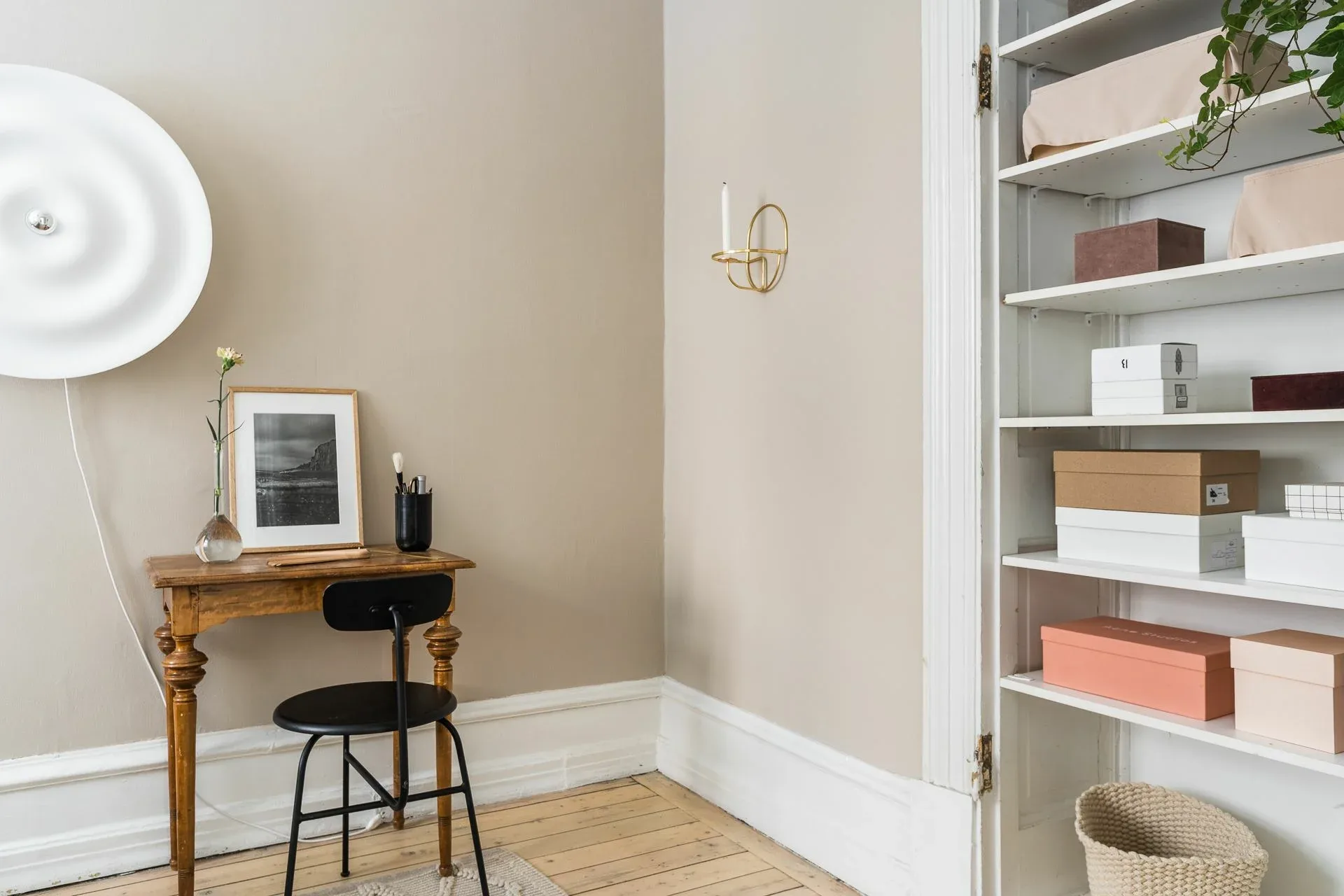 Spring spirit in beige tones – House-Diaries.com