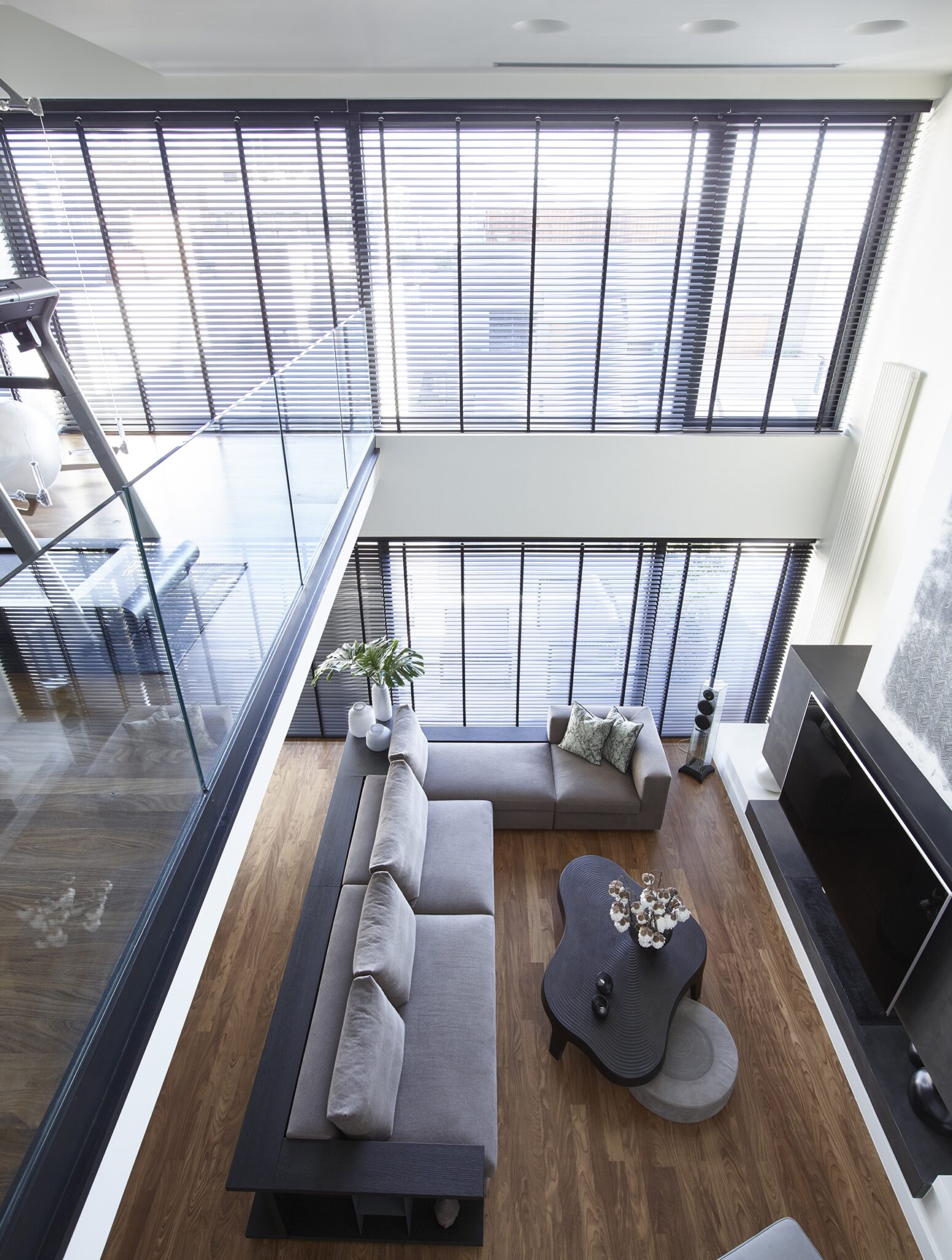 25 Condo | A stylish residence in Athens, Greece – House-Diaries.com