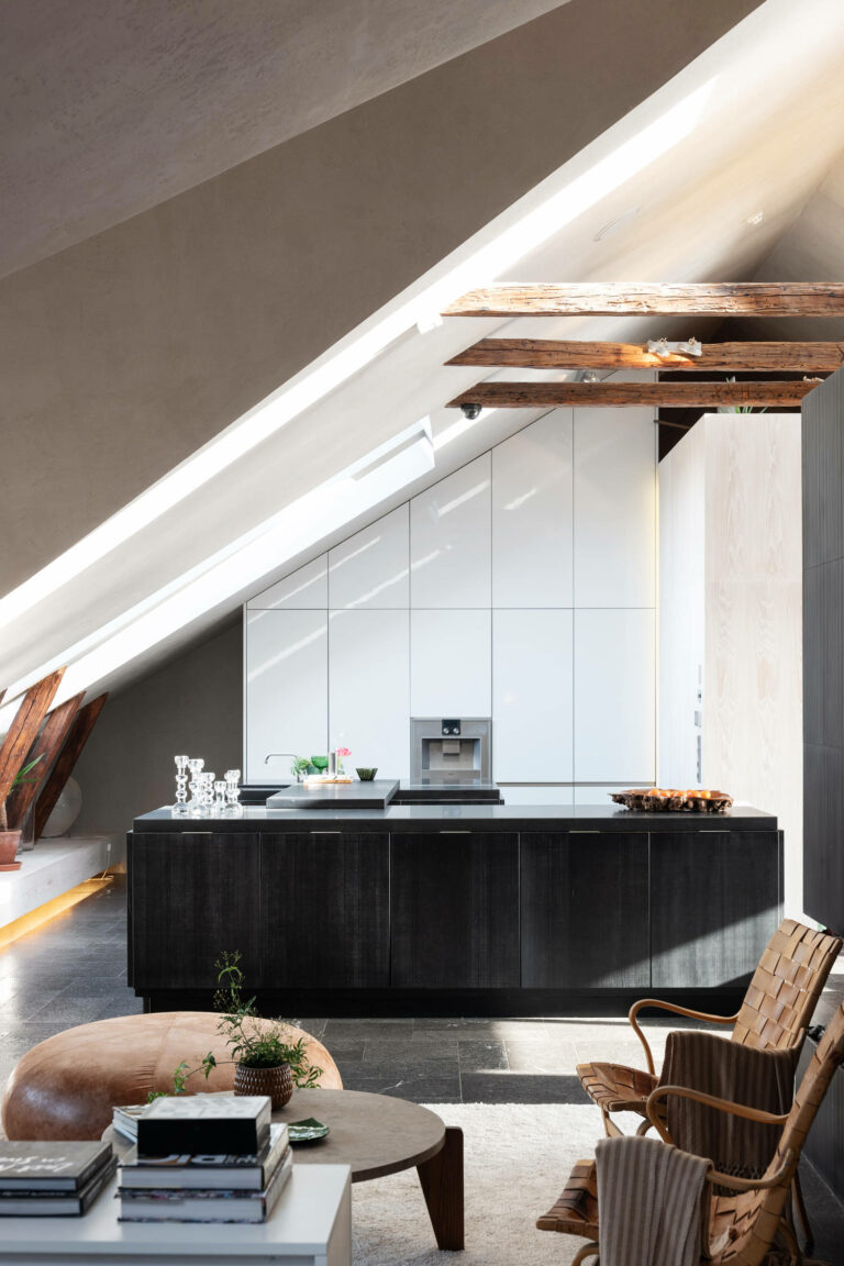 Design and colorful loft under the roof, in Stockholm – House-Diaries.com